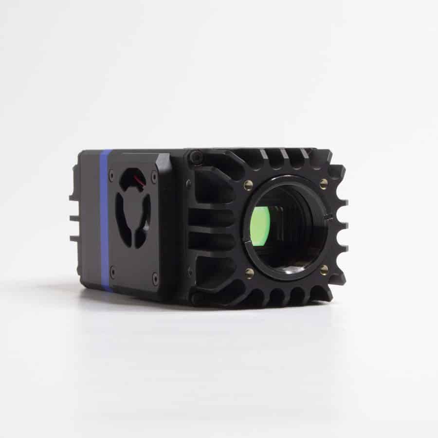 High-Performance Air-Cooled SWIR Camera | Long Exposure